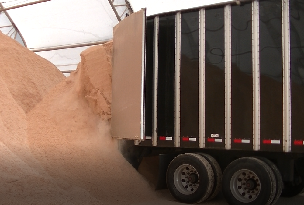 Keith® Walking Floor® - Operating a Safe Unload | Ferguson Farms, Inc.